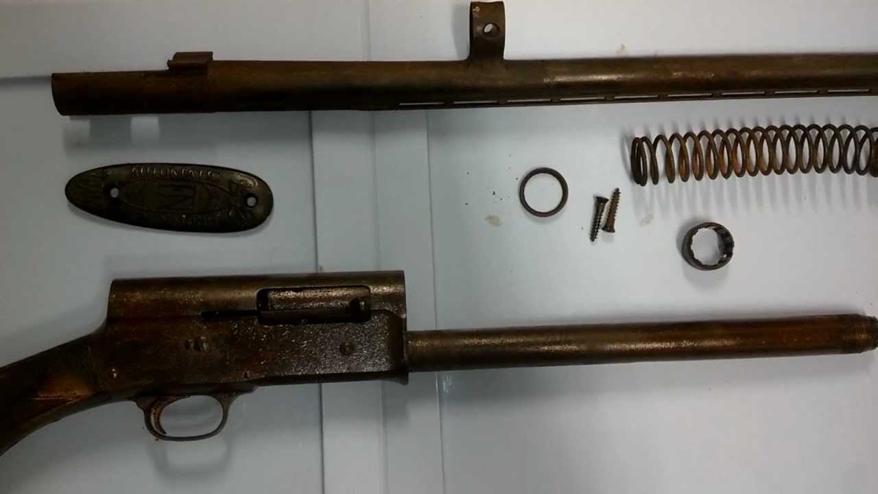 Browning Auto 5 Rusted Whippet gun: Video 2 Barrel is off, action ...