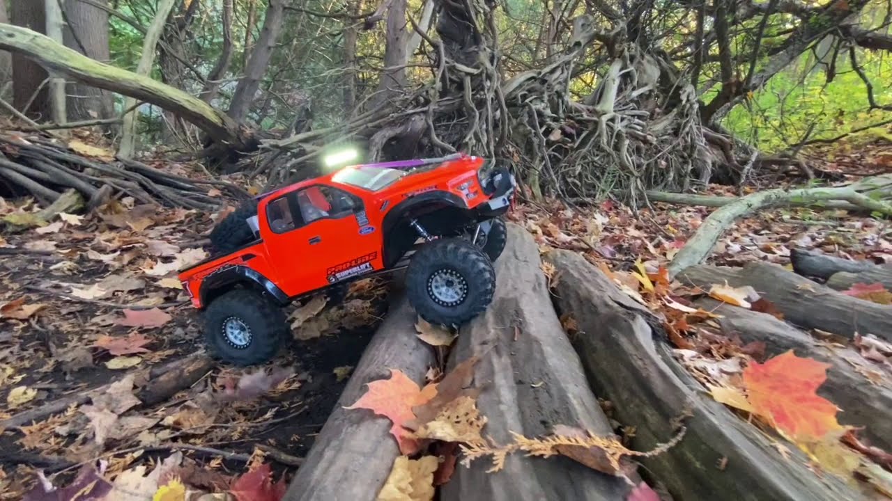 Redcat Gen7 F-150 Ford Raptor “forest run” (raw) - YouTube