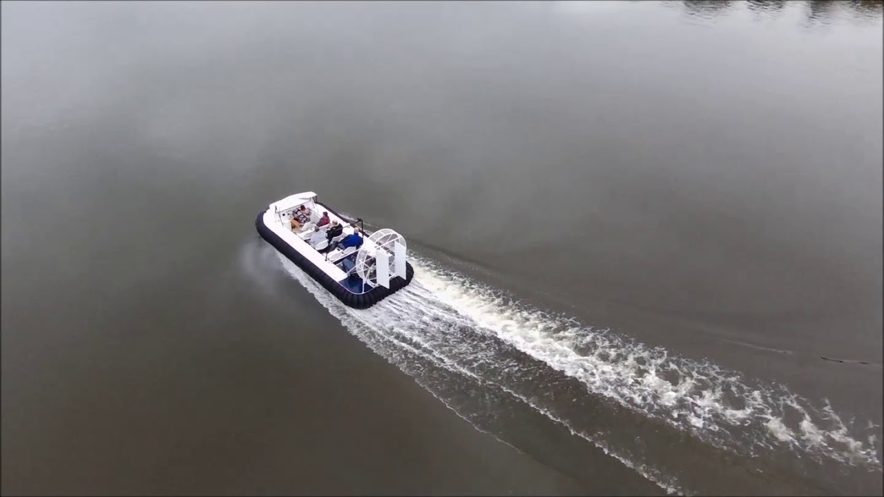 SCOUT Hovercraft S640TC Wasserstart Kurvenfahrt mit Drohne - YouTube