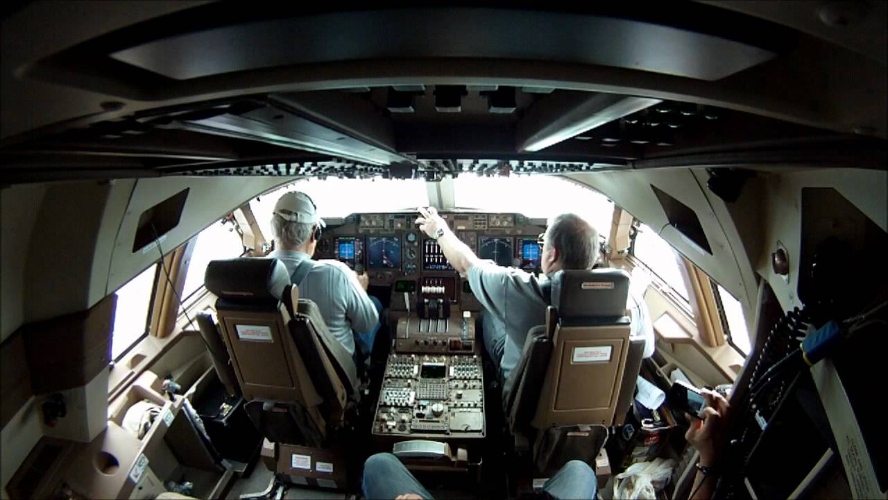 747-400 Takeoff from inside cockpit - YouTube