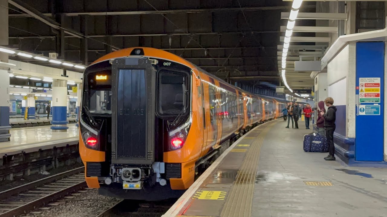 *BRAND NEW* LNWR’s Class 730s hit the tracks! | Monday 13 November ...