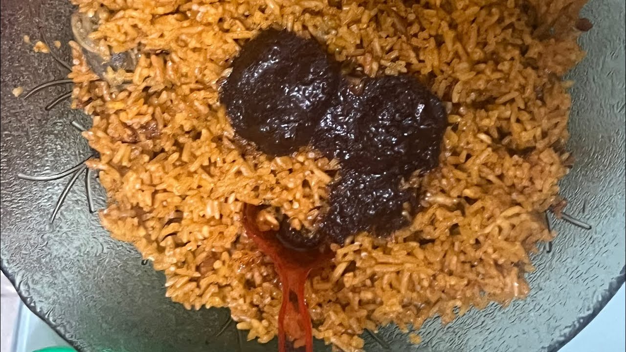 BigSteff Da Ghana 🇬🇭 Cho Foodie Content: Jollof Rice with Shito and ...