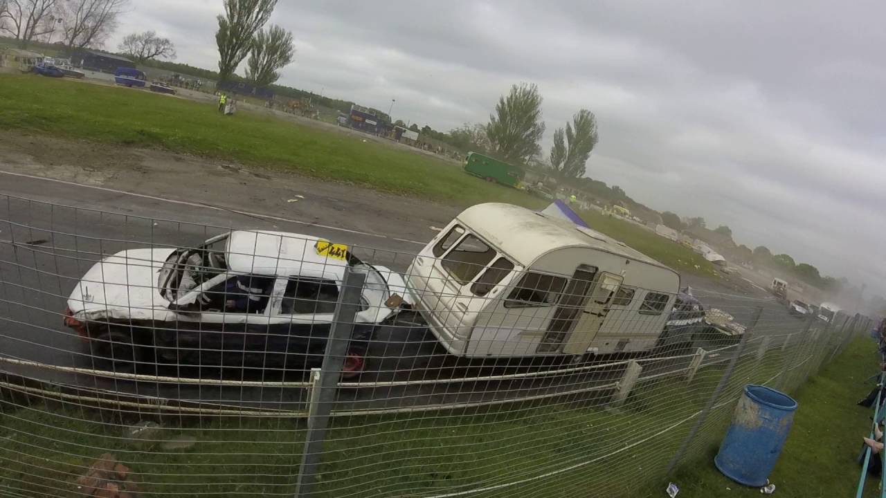 Barford Raceway- 29/05/2016 Banger Caravan DD - YouTube