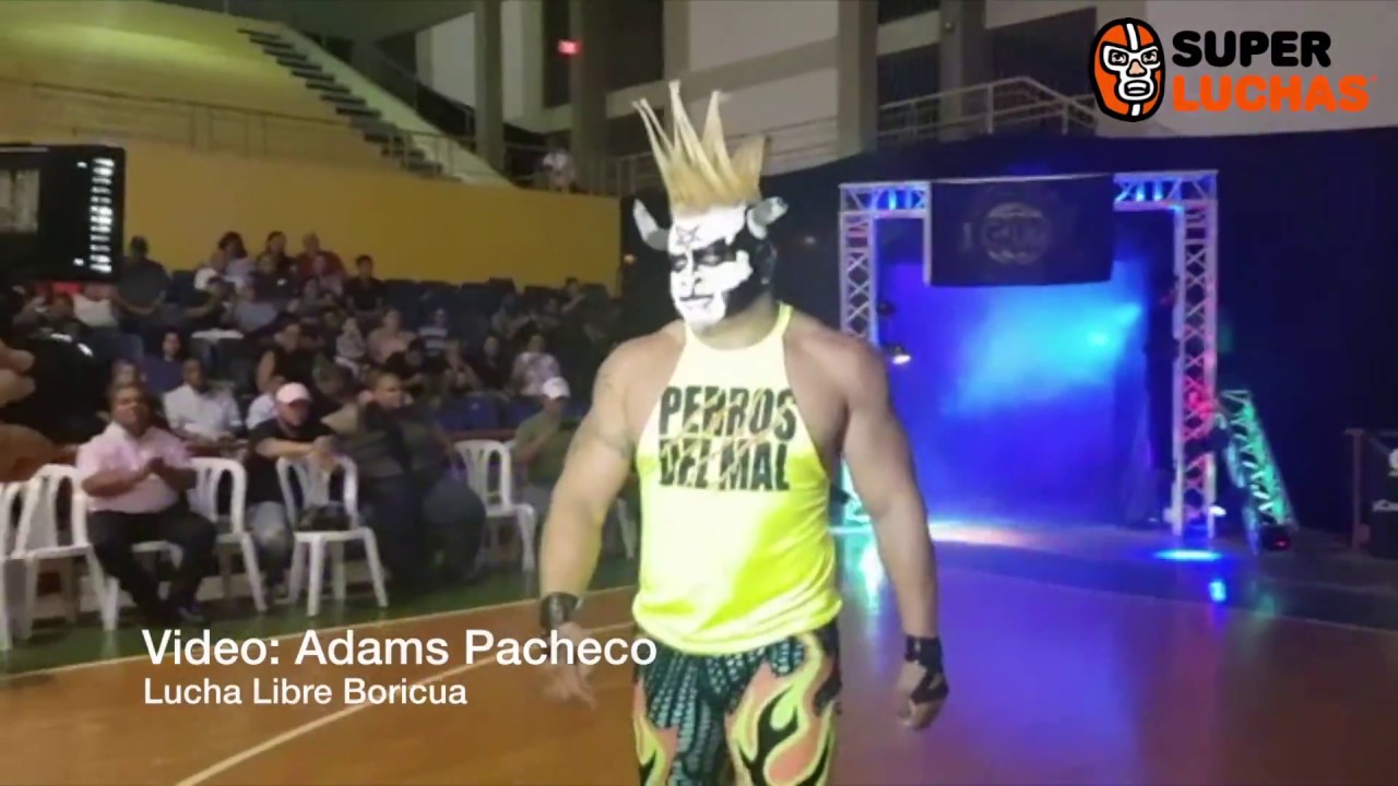 Mr.Aguila (Essa Rios) llego al evento Mexico vs Puerto Rico - YouTube