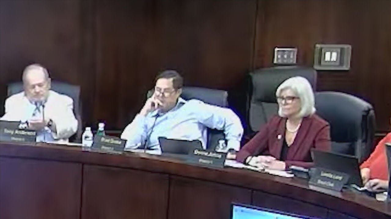 Email train leads to heated debate over Joe Turner hired for Walton County Deputy Administrator ...