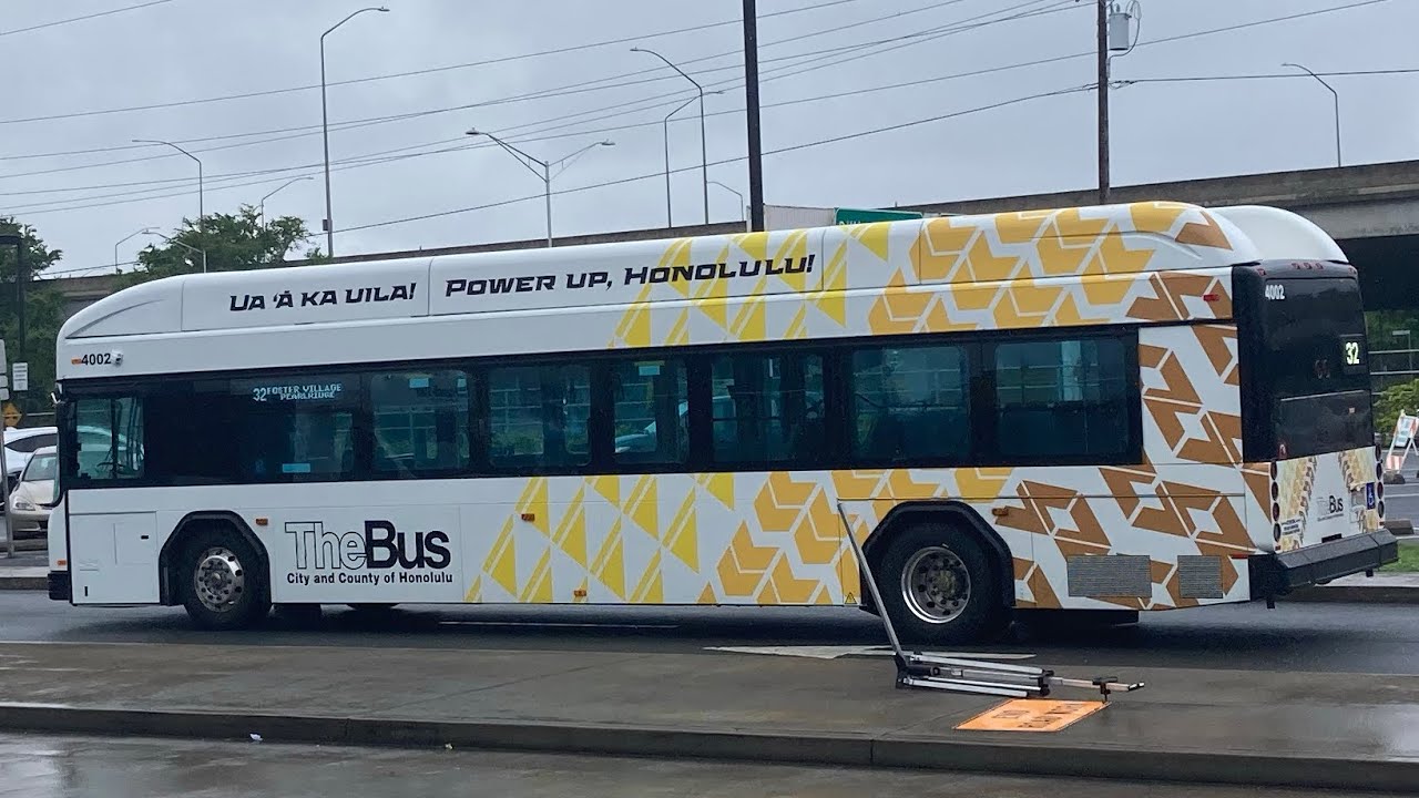 TheBus Route 32 Foster Village- Pearlridge, Bus 4002 (Part 1) - YouTube