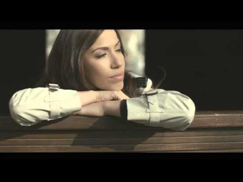 Burcu Güneş - Gül Kokusu 2013 YEPYENİ (HD 720p KLİP)