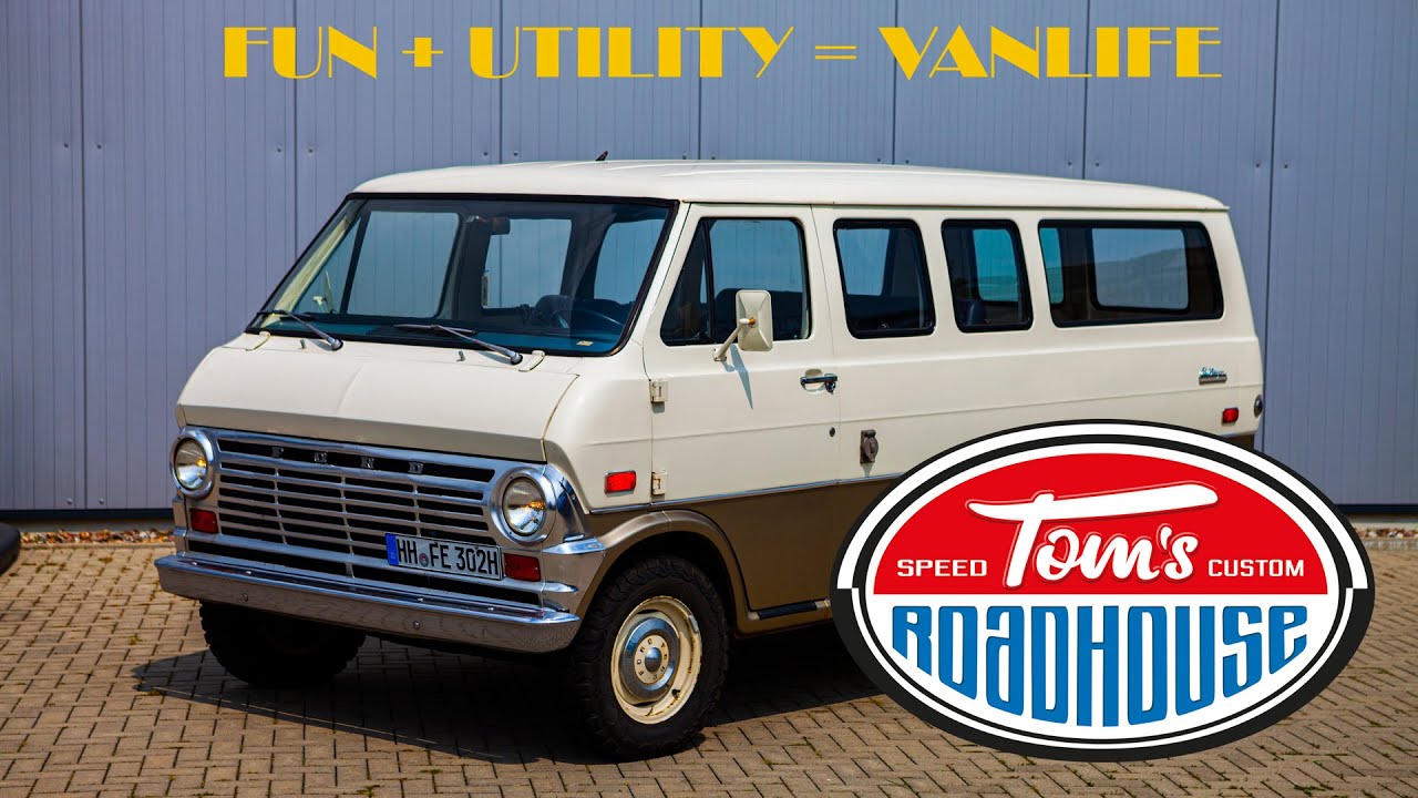 Ford Econoline 200 Club Wagon - Showcase - YouTube