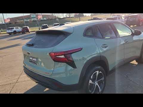 2024 Chevy Trax 1RS and 2RS Differences Video - YouTube