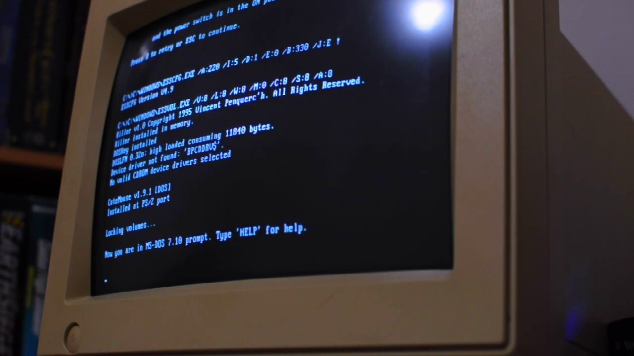 486 computer booting to Windows 95 (full sequence) - YouTube