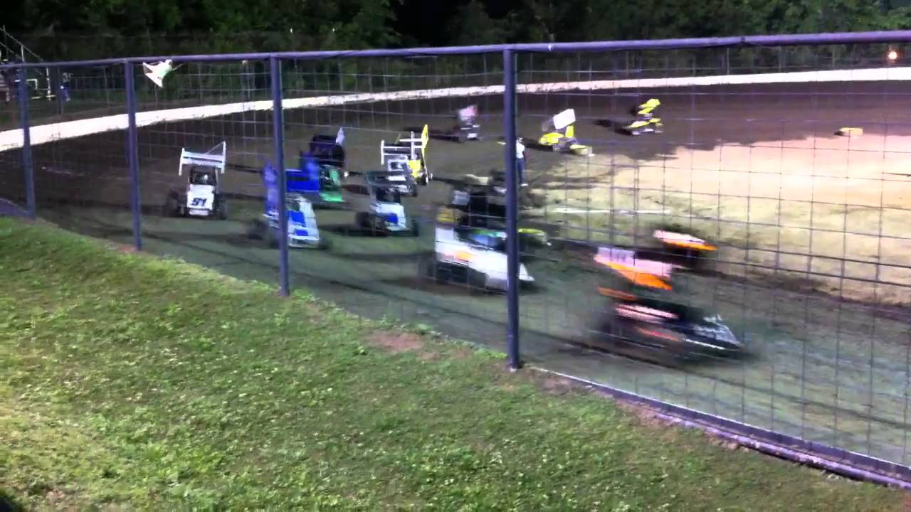 taylor reimer racing 5-7-11 feature race 2 - YouTube