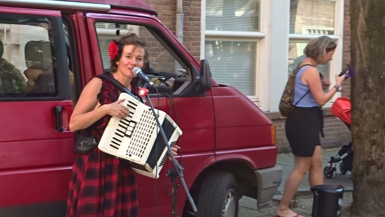 Cato Fluitsma - Stir it Up / Slowbiking / Ronde van de Orteliusstraat ...