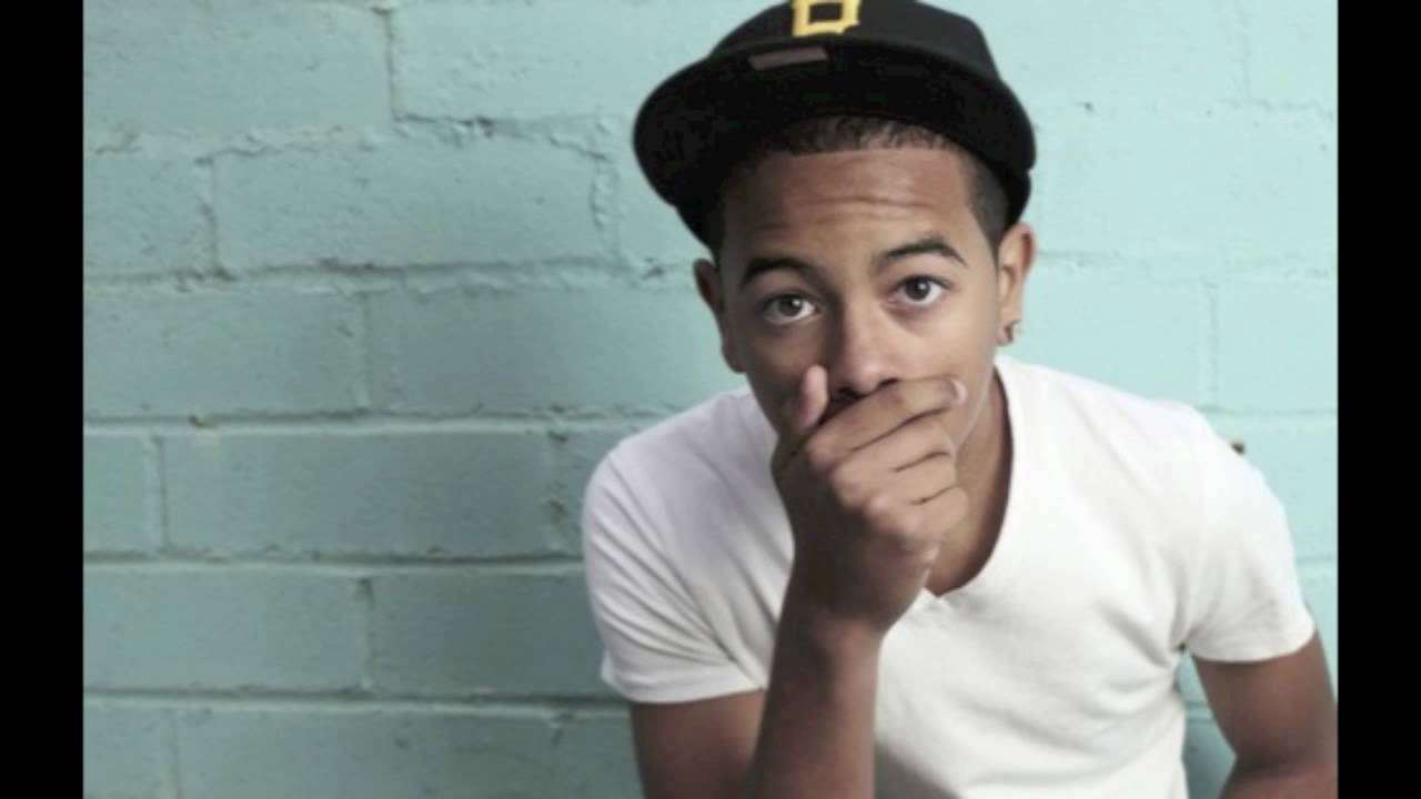 Phaze 1(Of Jinc Ent.) - Airplanes - YouTube