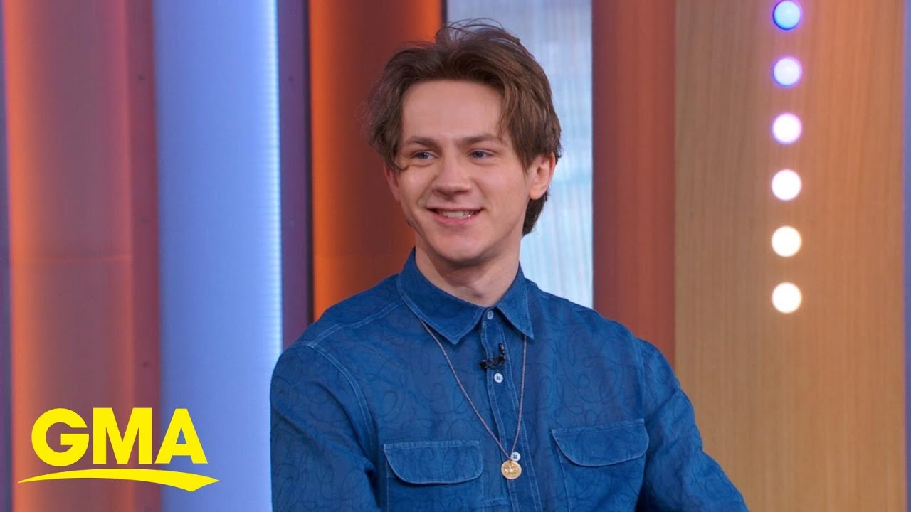 Brody Grant talks about his Broadway debut - YouTube