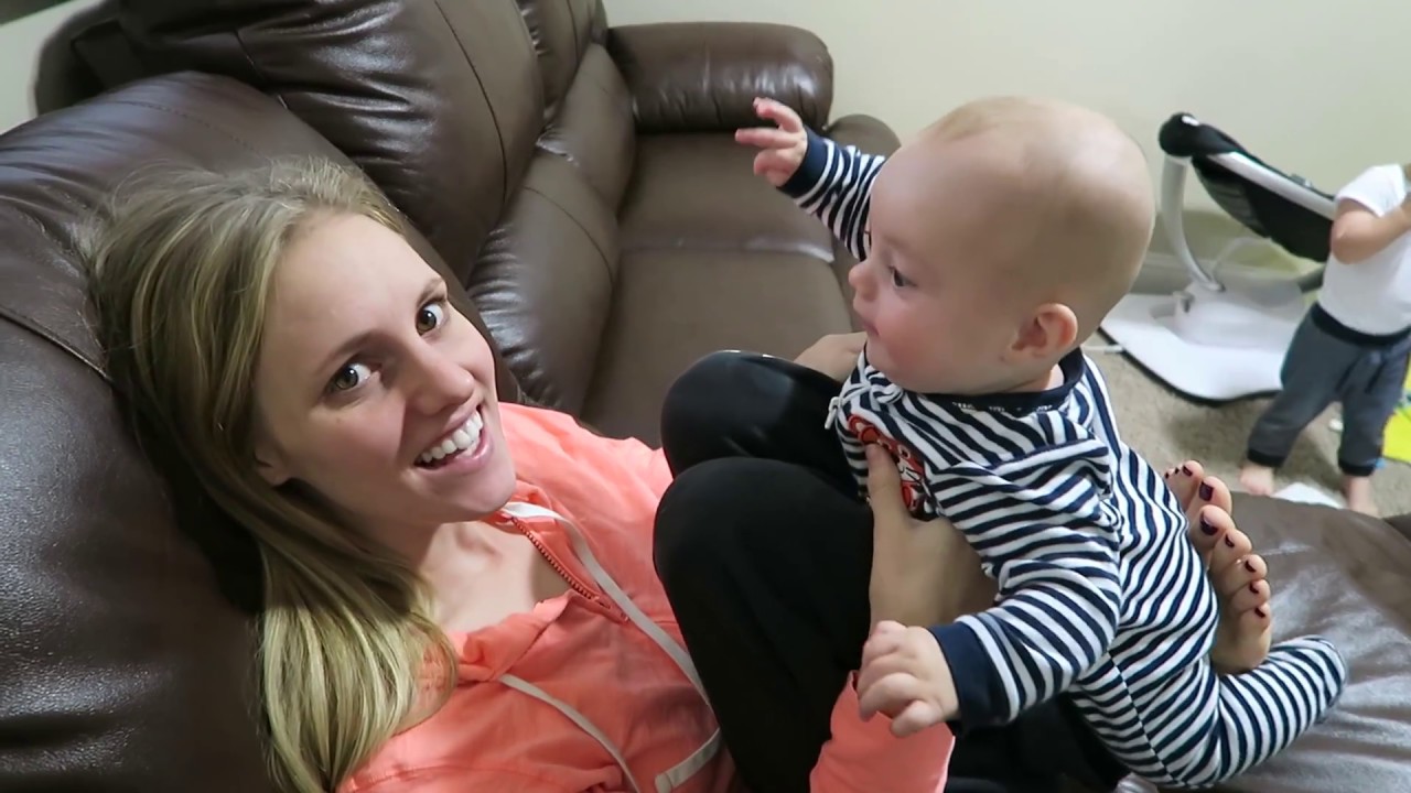 STARTING TO TEETHE! - YouTube