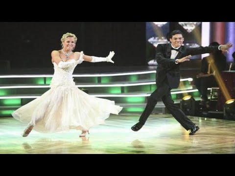 Roshon Fegan & Chelsie Hightower's Quickstep