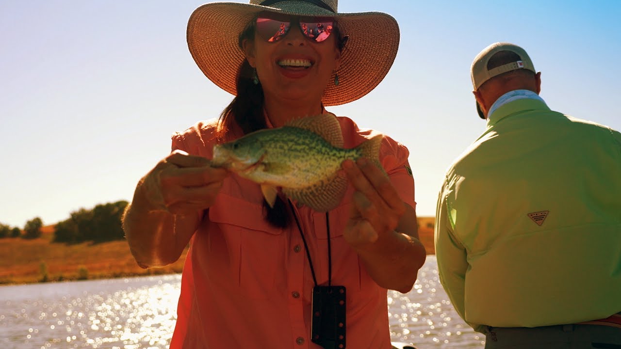 Black Crappie Fishing in Nebraska on @RVThereYetTV - YouTube
