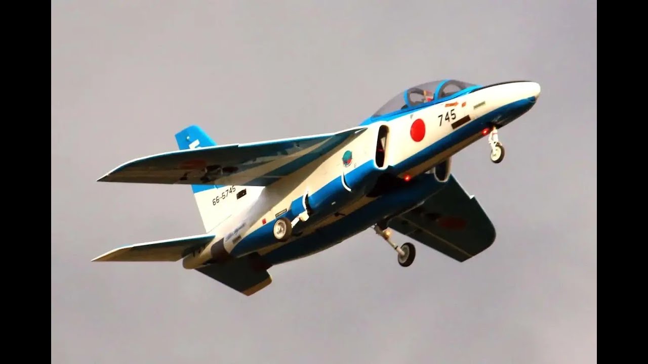 T-4 Blue Impulse Beautiful Landing 20141205 - YouTube