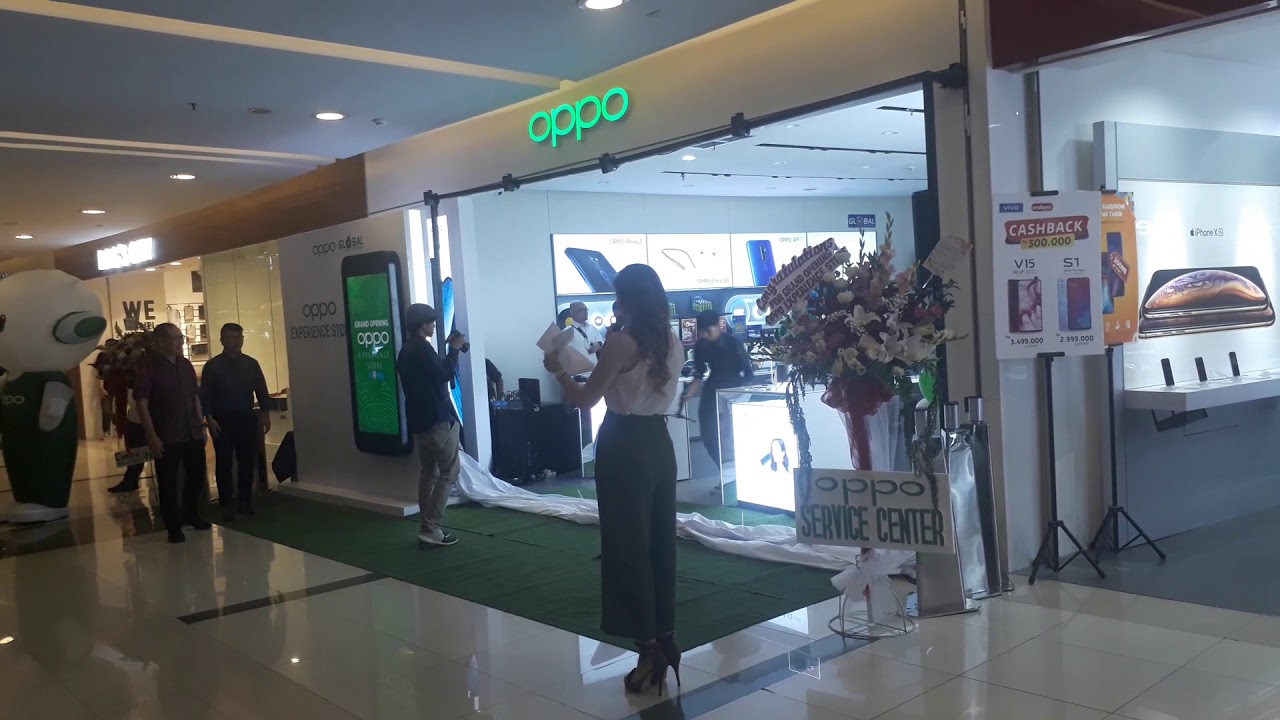 Grand opening oppo central park - YouTube