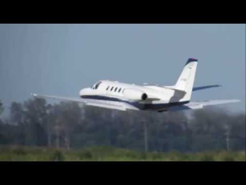 Cessna 551 Citation II LV-CEN despegando de SAAR (Rosario) 1/12/16 ...