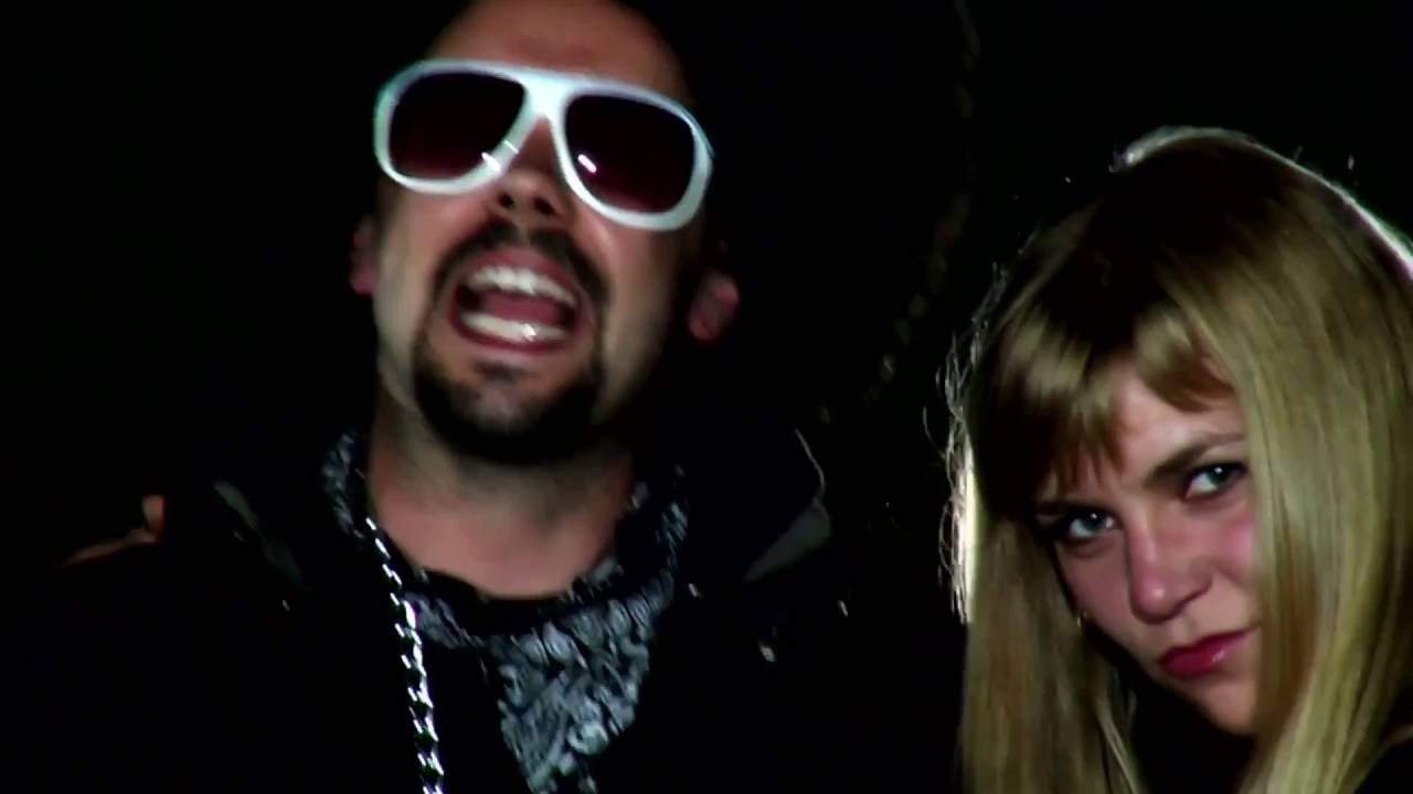 Bengee - Wooff Wooff (VIDÉOCLIP OFFICIEL) - YouTube