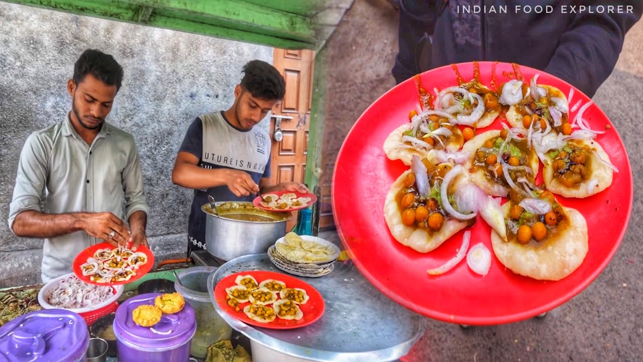 This Place is Famous For Aloo Puri Only Rs 20/- | Cheapest Breakfast Of ...