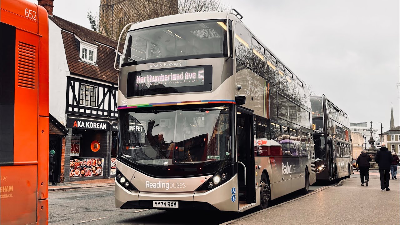 Reading Buses ADL Enviro400City 263 (YY74RXM)On Route 5 To ...