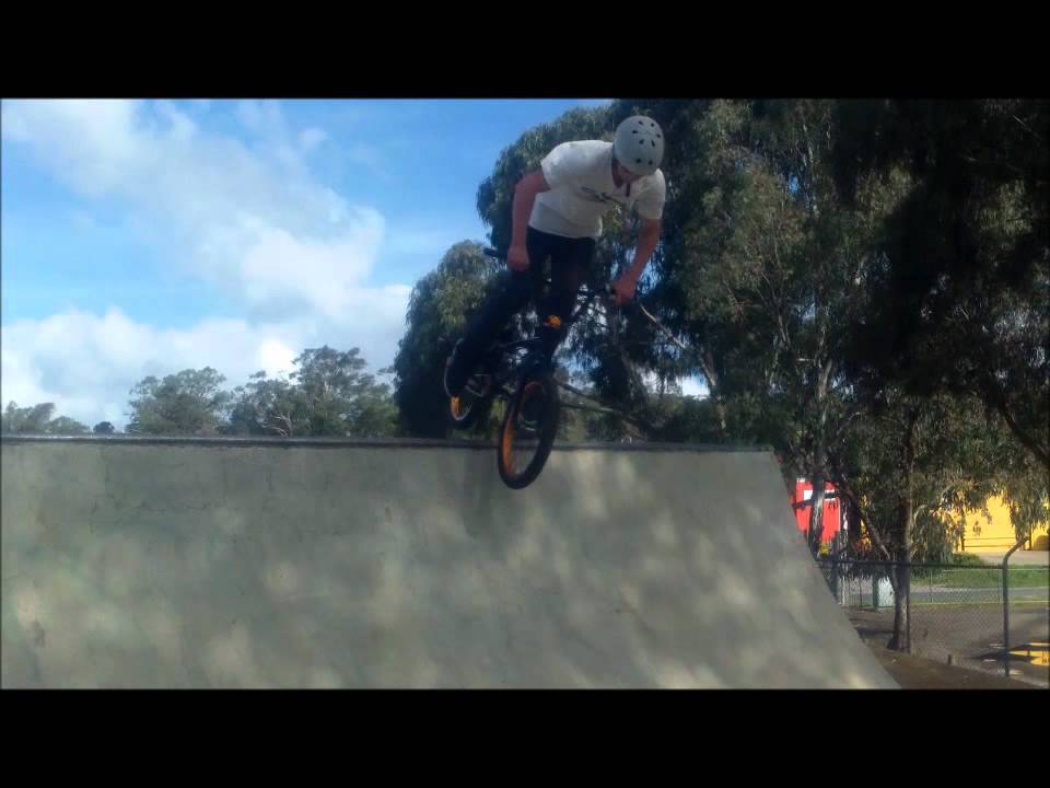 Mykal Pinzone 6 Quick Clips At Diamo! - YouTube
