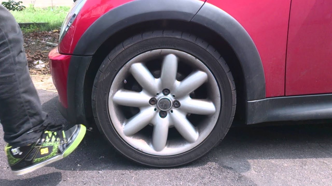 Mini Cooper S R53 Front lower control arm bushing damaged. 前輪三角架鐵套損壞測試 ...