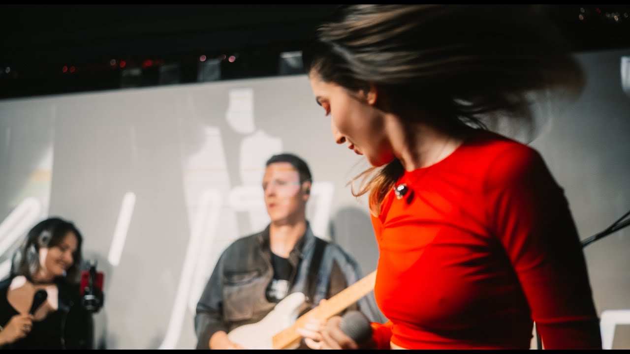 YOUJNEE | S.I.N.S (Sorry I'm Not Sorry) — live @ Powerhouse Moscow, 09. ...