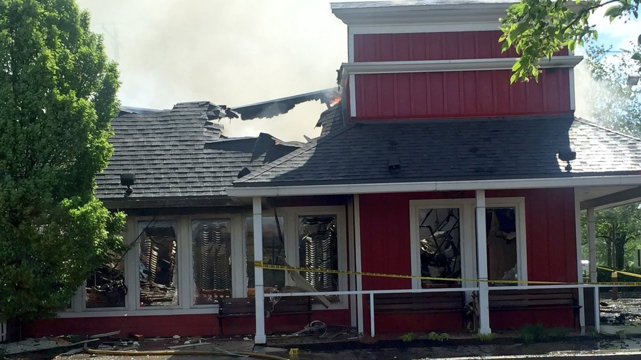 Two firefighters injured in north Columbus Bob Evans fire - YouTube