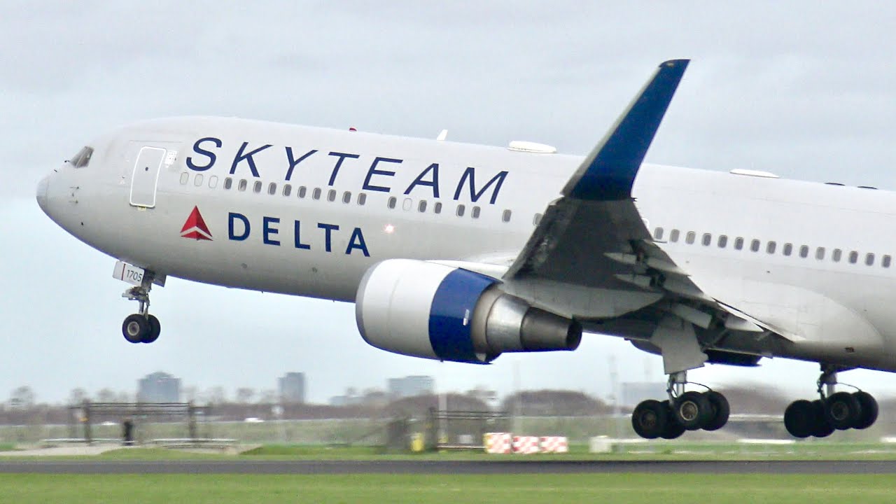 [4K] 40 Landing & Take-off’s at Amsterdam airport Schiphol | Delta ...