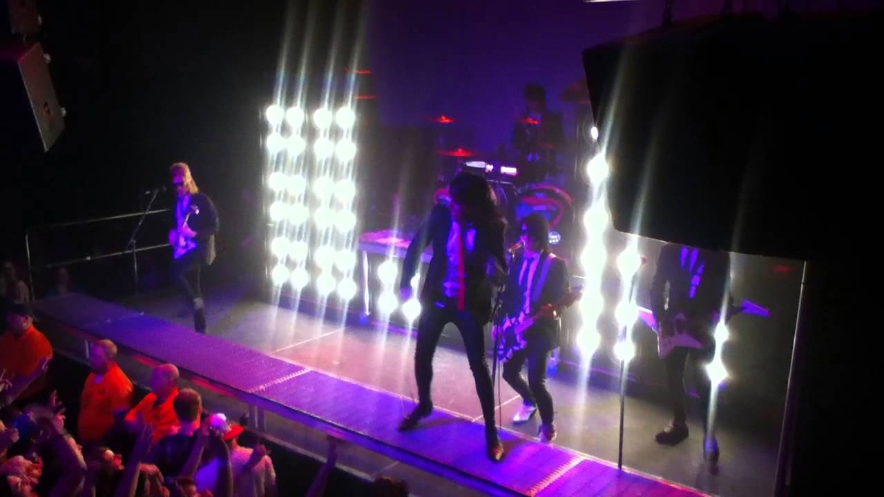 Falling In Reverse The Westerner Live Denver - YouTube