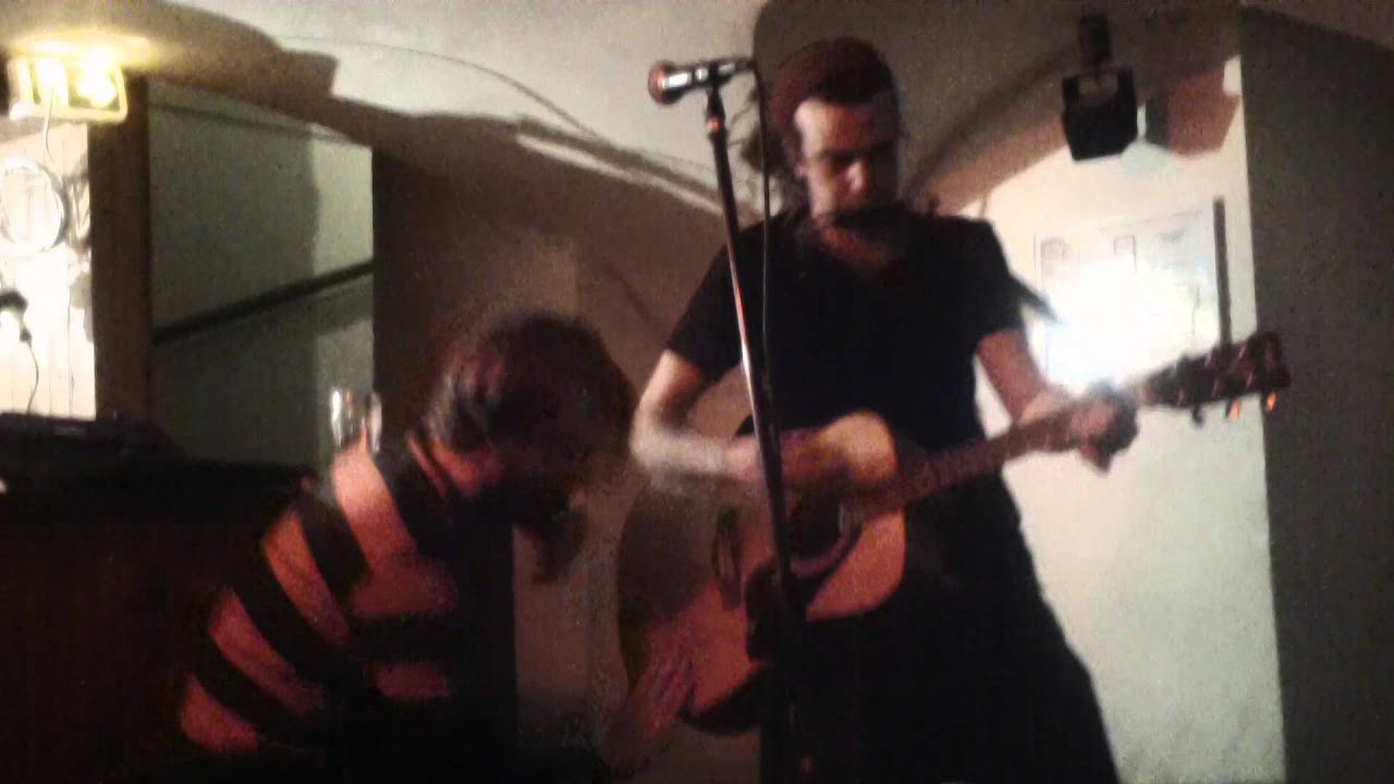 a mad aussie and a mad frenchman at ptit bonheur la chance - YouTube