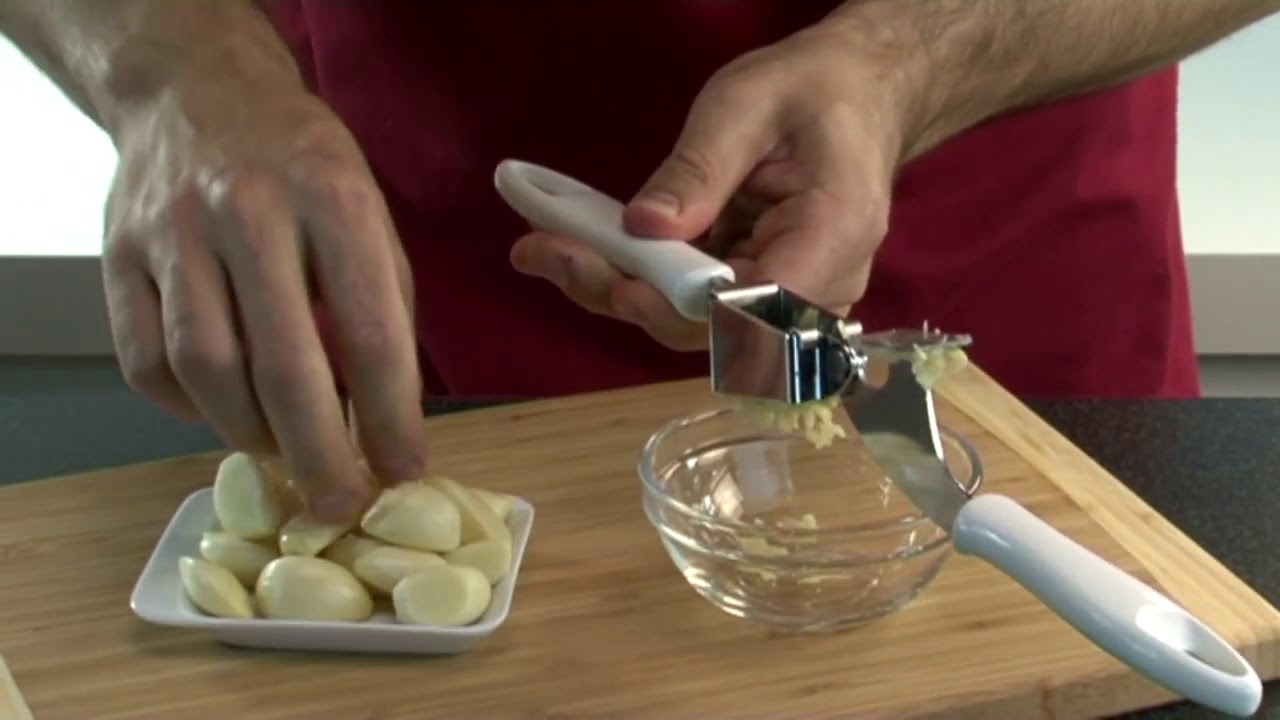 Tescoma Garlic Press White 420190 - YouTube
