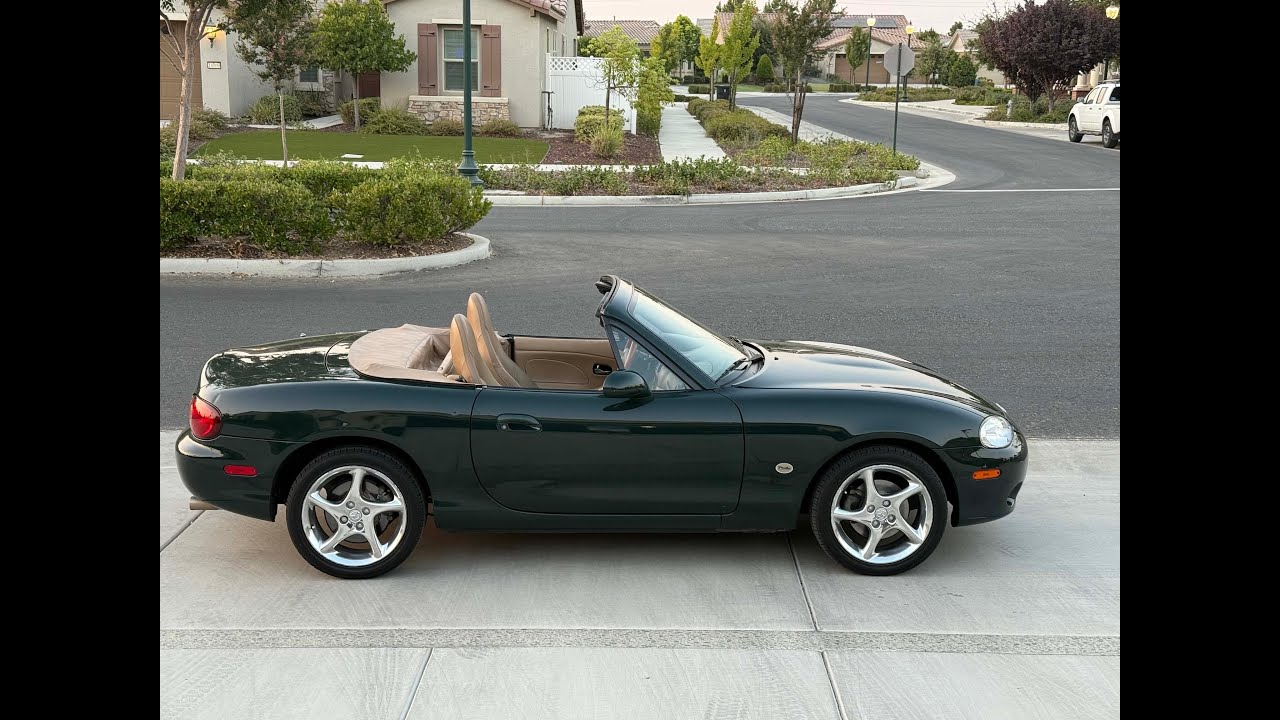 Mazda Miata Mx-5 Boot Cover Cleaning: NA/NB - YouTube