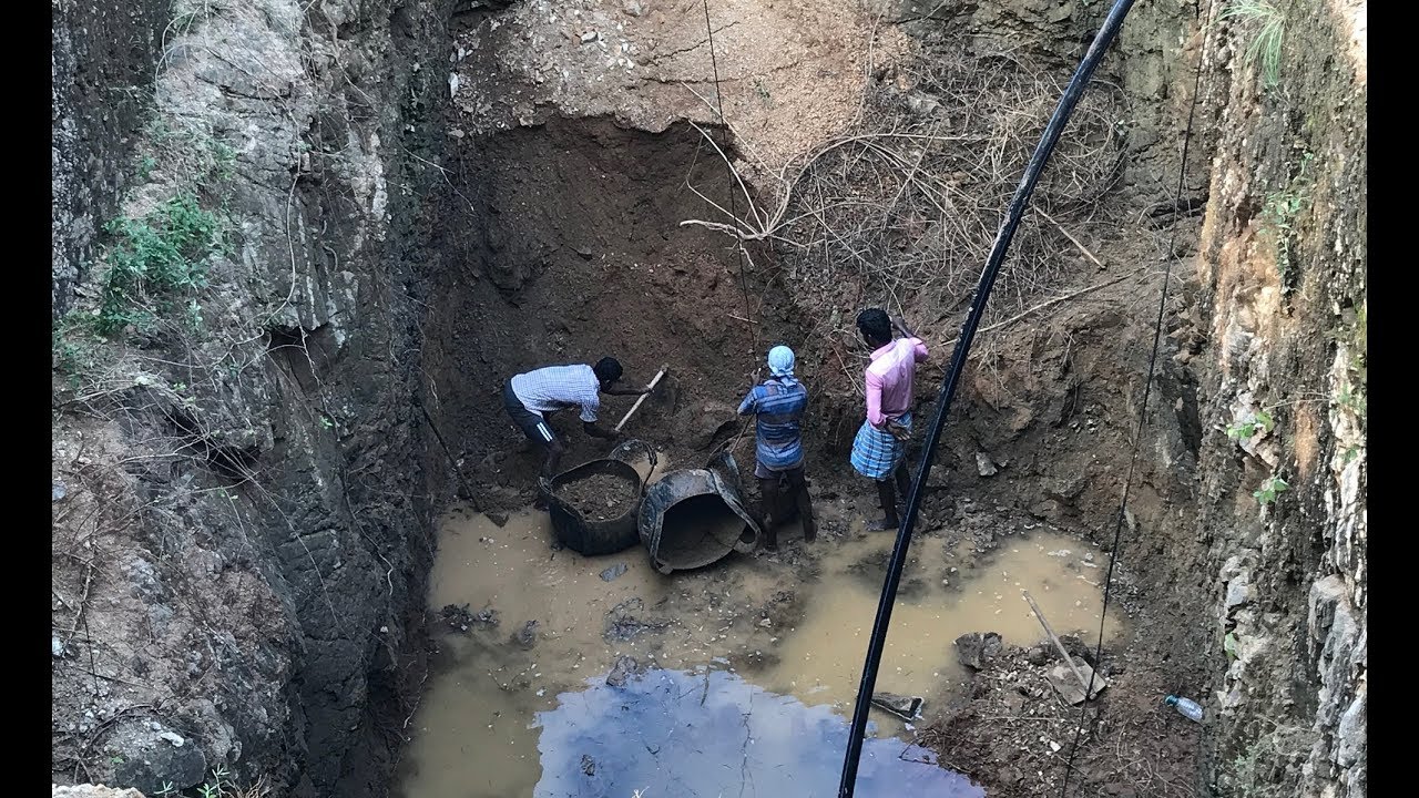 DIGGING WELL by HAND IN INDIA | TAMIL NADU ! - YouTube