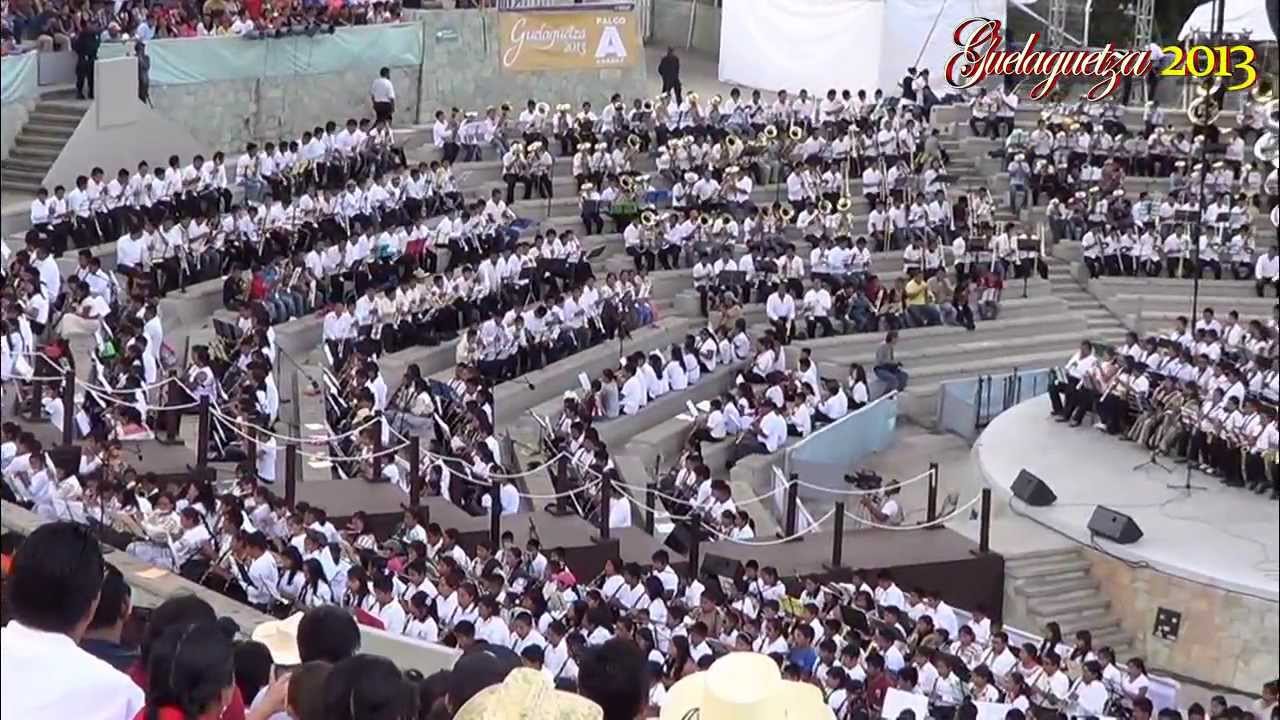 "Sones y Jarabes Mixes" Banda Monumental del Estado de Oaxaca. - YouTube