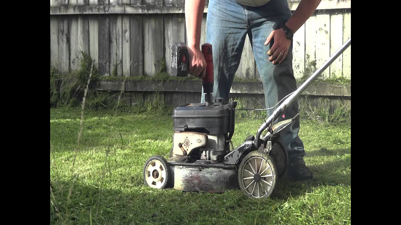 How to START a lawnmower - YouTube