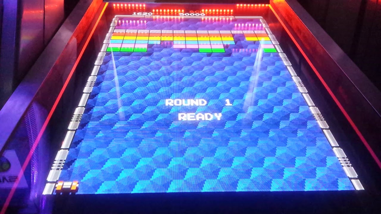 Arkanoid gameplay on 42 " tv virtual pinball - YouTube