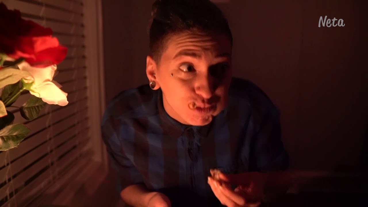 How to eat a concha - YouTube