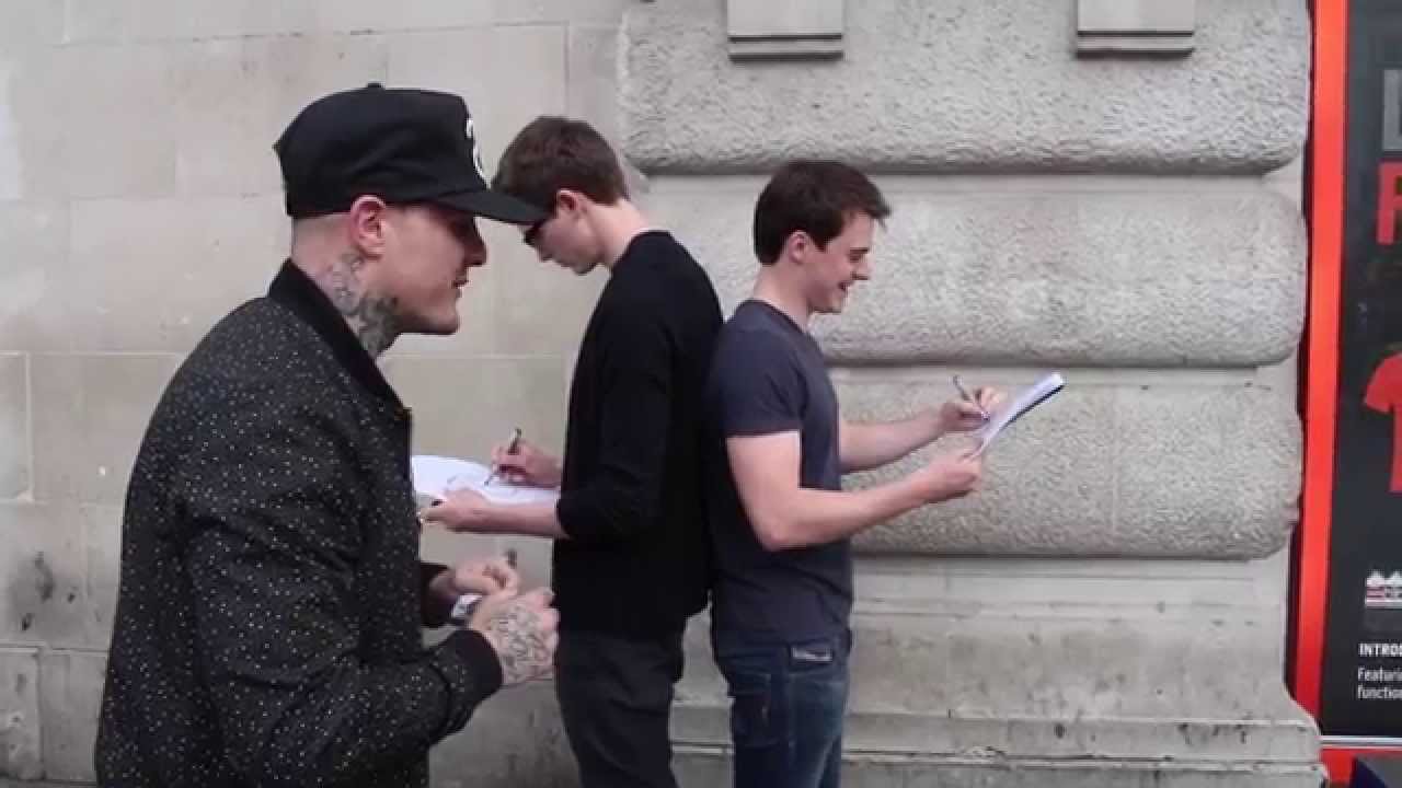 Ryan Tricks // Bank Holiday Magic - YouTube