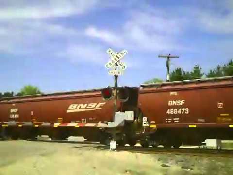 BNSF 5127 West Meets BNSF 5229 East (5-12-2012) - YouTube