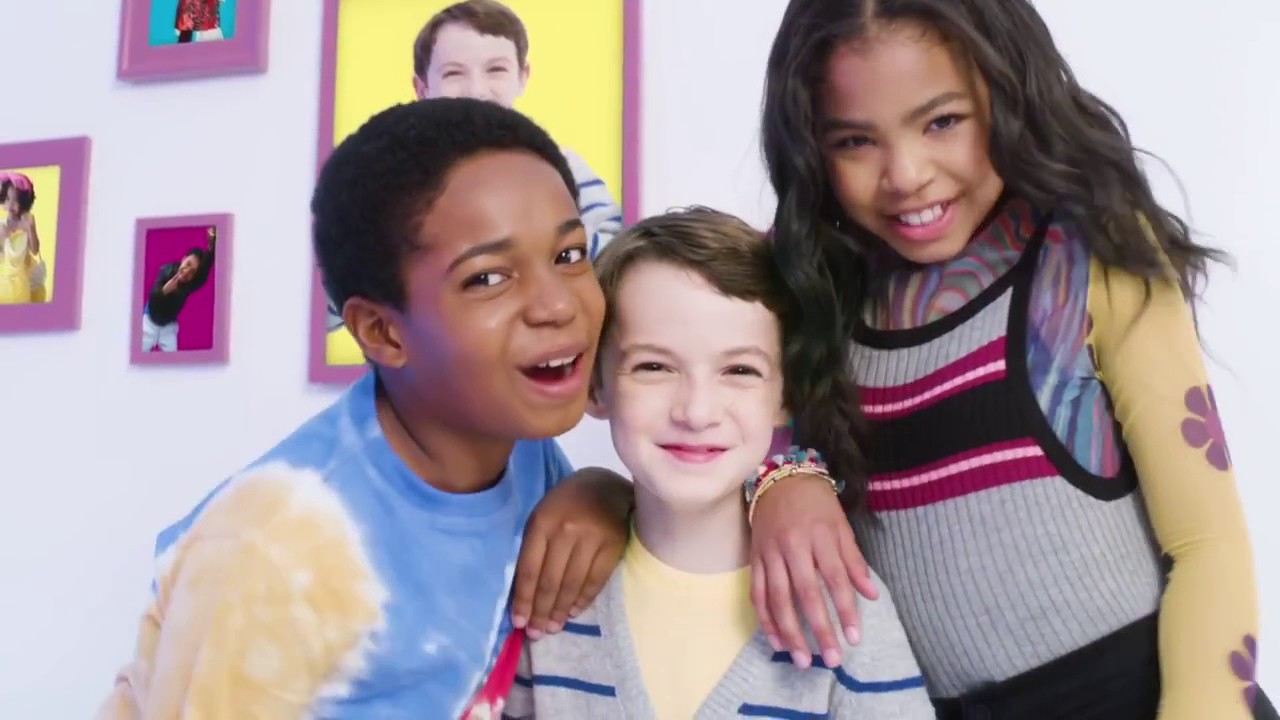 Raven's Home - Official Theme Song - Opening - YouTube