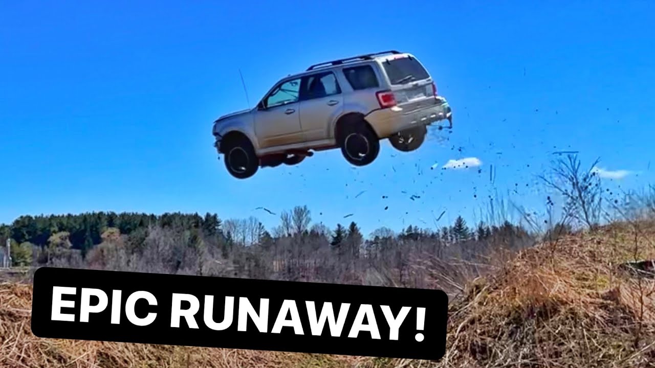 Ford Escape DESTROYED CRASH! - YouTube