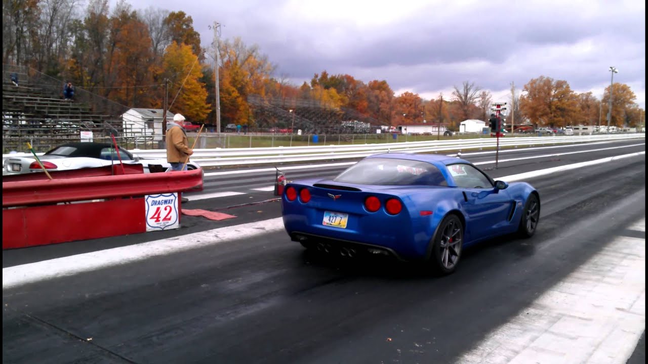 Dodge Viper Vs. C6 Z06 - YouTube