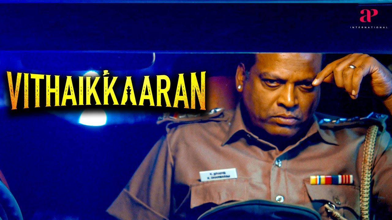 Vithaikkaaran Movie Scenes | John Vijay intercepts the smuggled gold ...