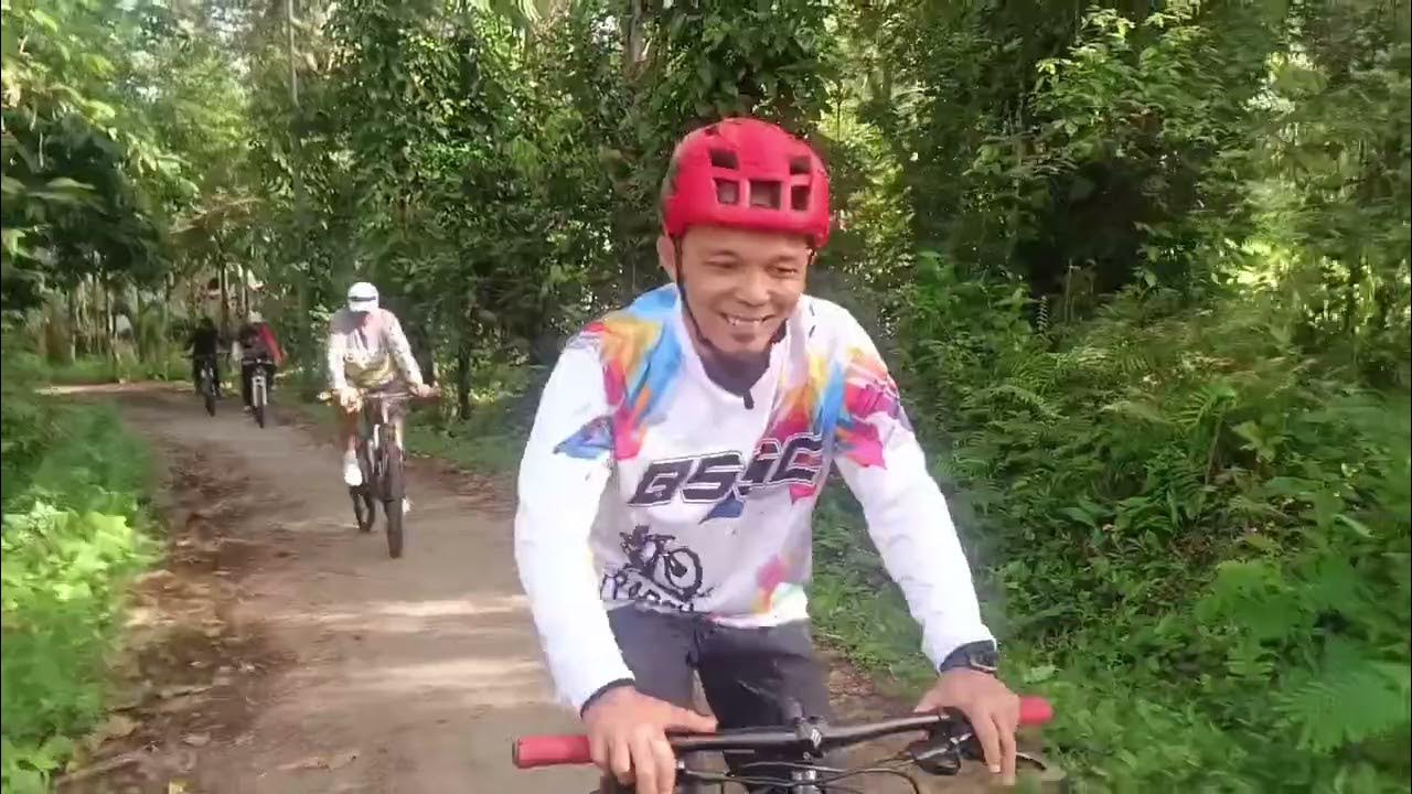 Gowes tipis hati senang, jangan lupa bahagia - YouTube