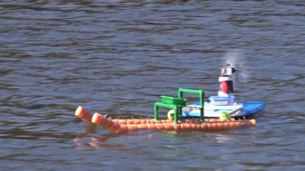 Rescue Boat For RC Float Planes - YouTube