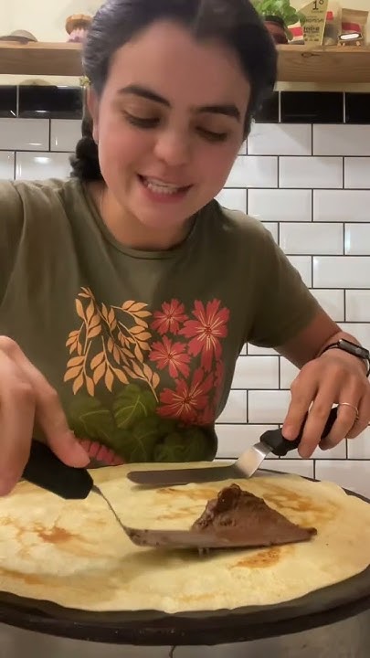 Vem comigo fazer um crepe? - YouTube